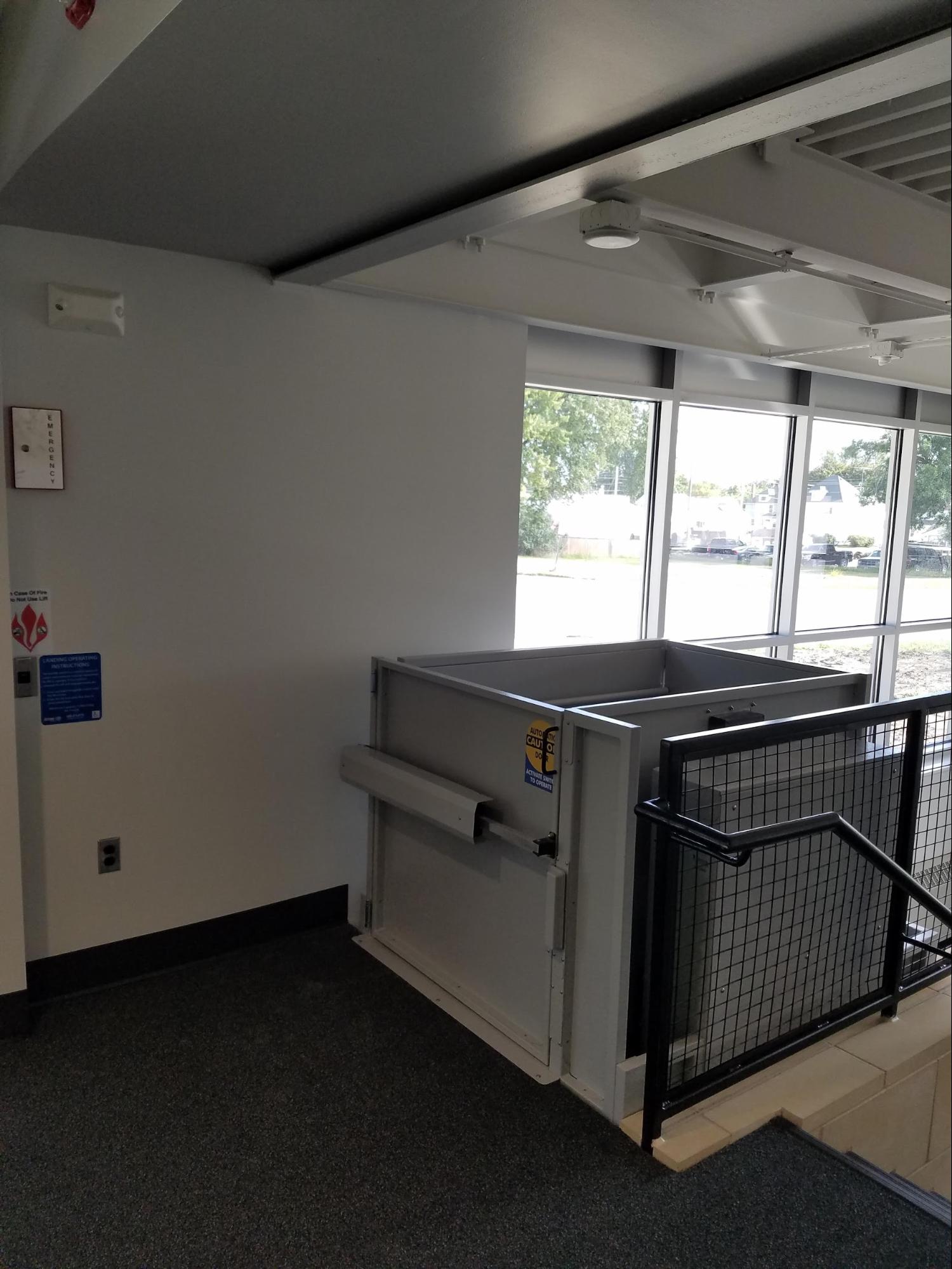 Vertical Platform Lifts | Wheelchair Lifts | Arrow Lift