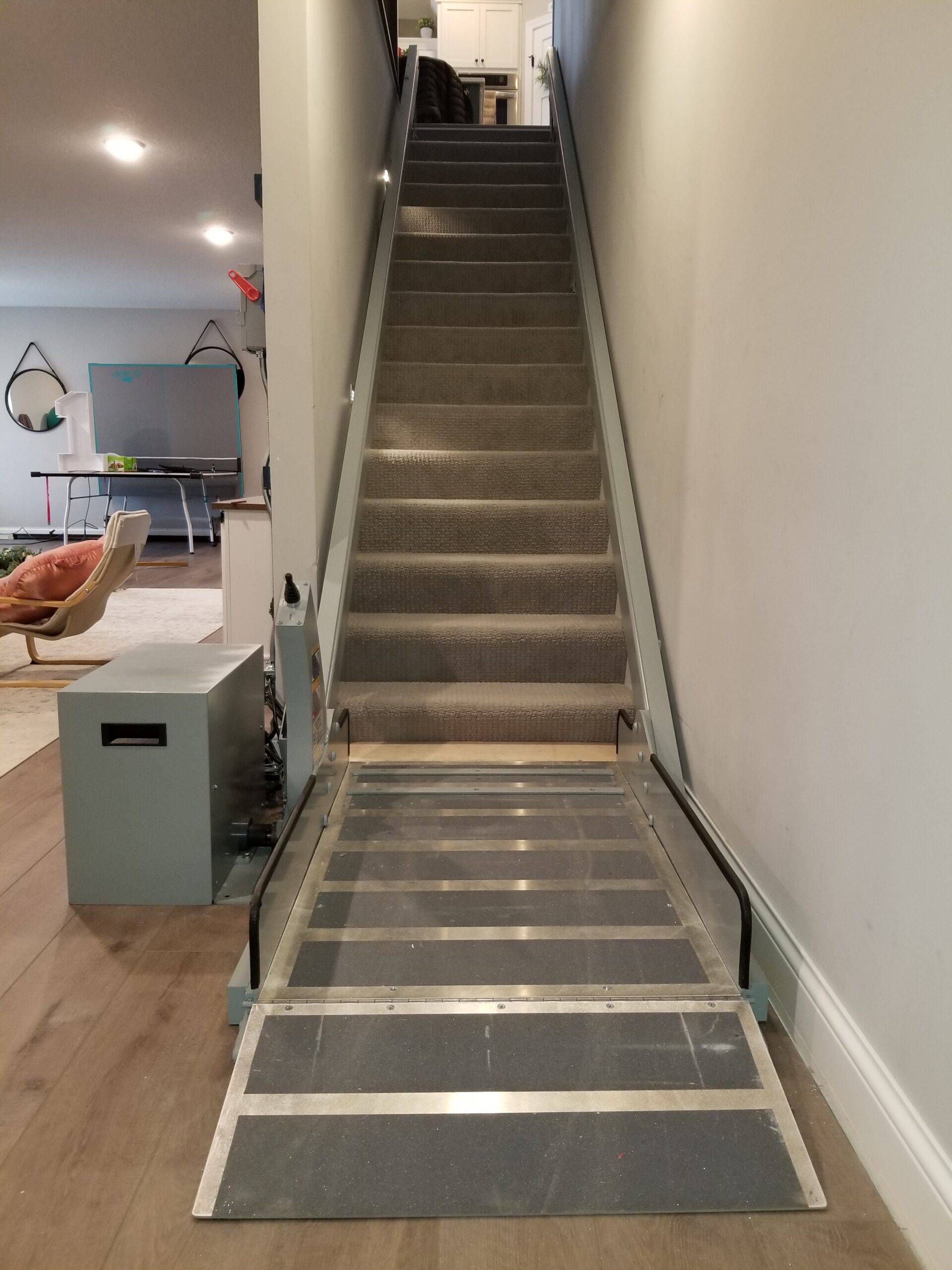 4 Types of Shaftless Home Elevators