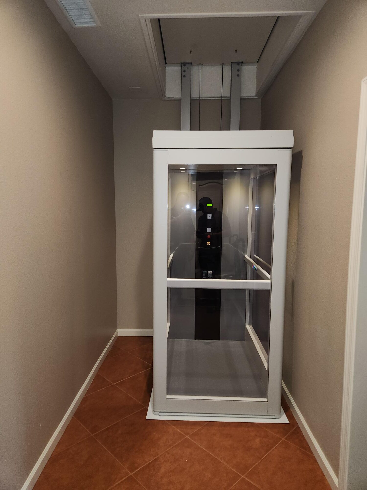 What Type of Elevator Is Best for the Home